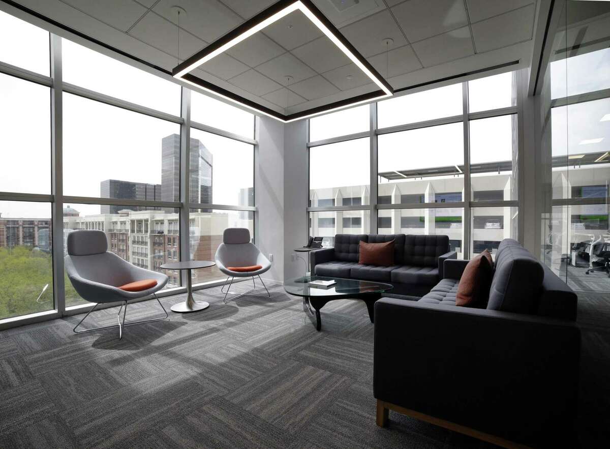 CBRE's new Williams Tower office houses 300 employees -- with no ...