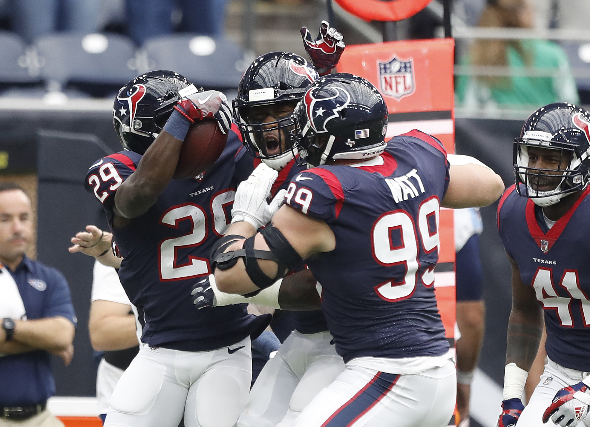 Texans' schedule highlighted by three prime-time home games