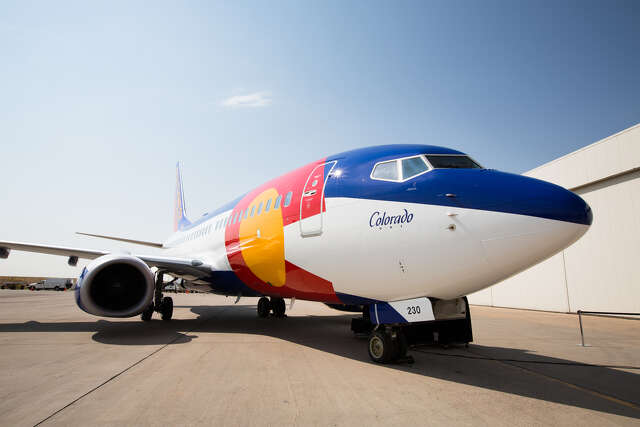 Southwest Airlines first flight to Hawaii departs Oakland