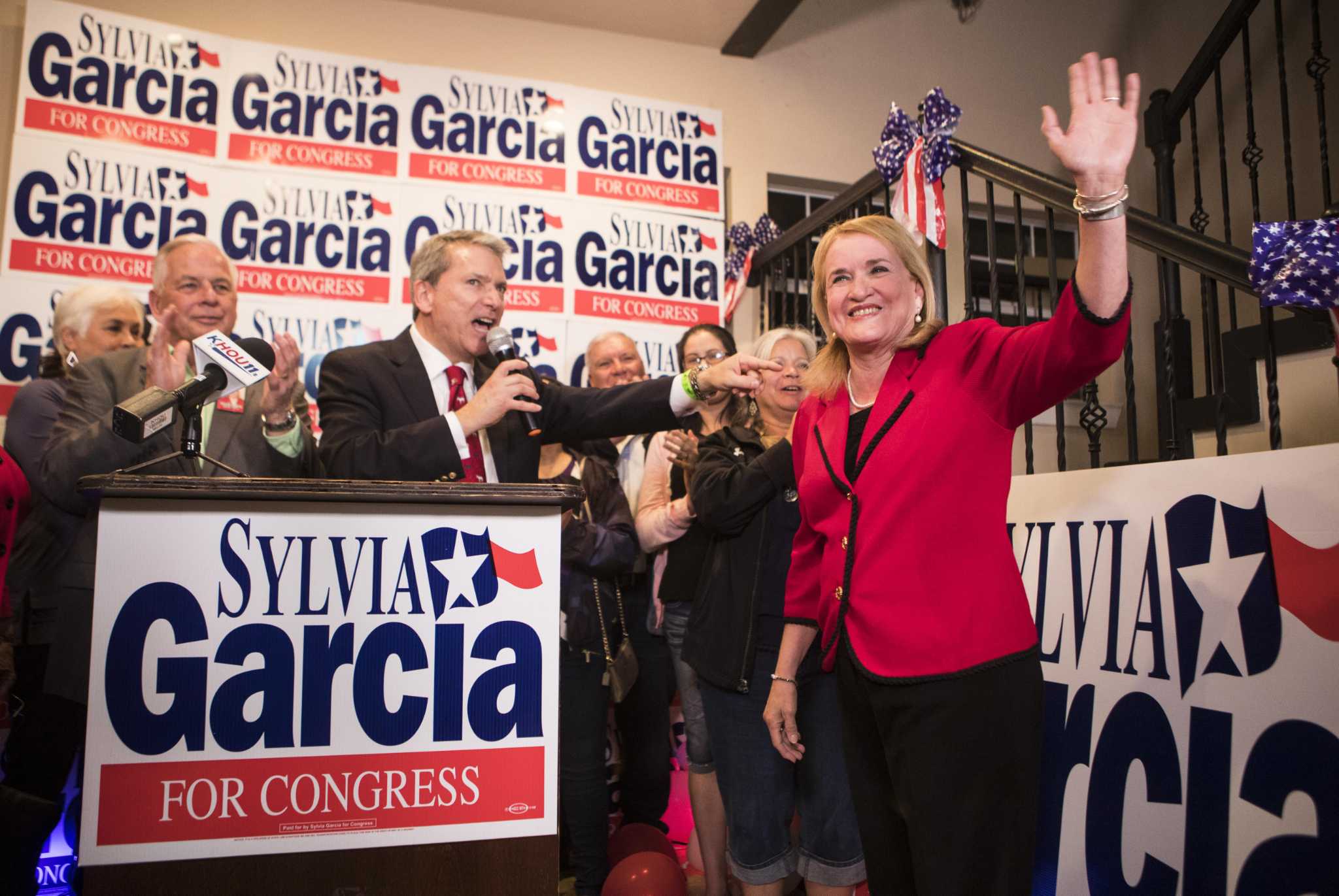 ‘Pink wave’ crests in Texas, as historic number of candidates run in U ...