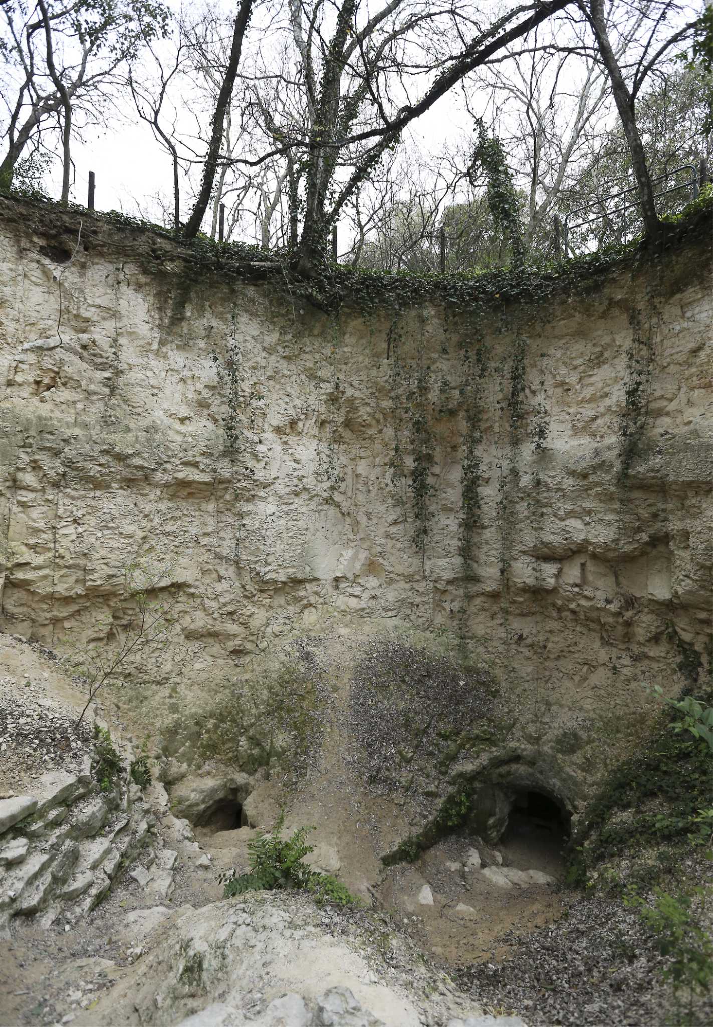 Robber Baron Cave re-opens for public tours this weekend
