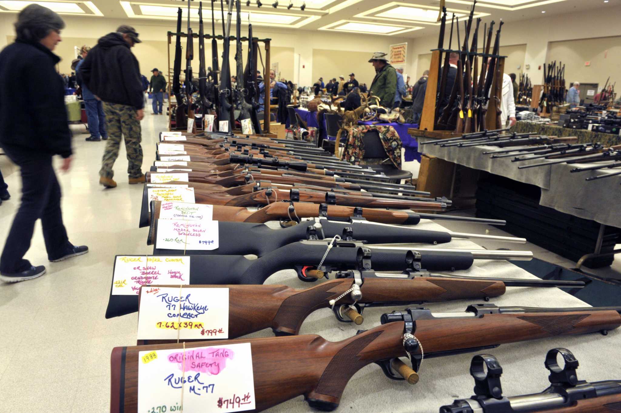 Saratoga gun show takes its final shot