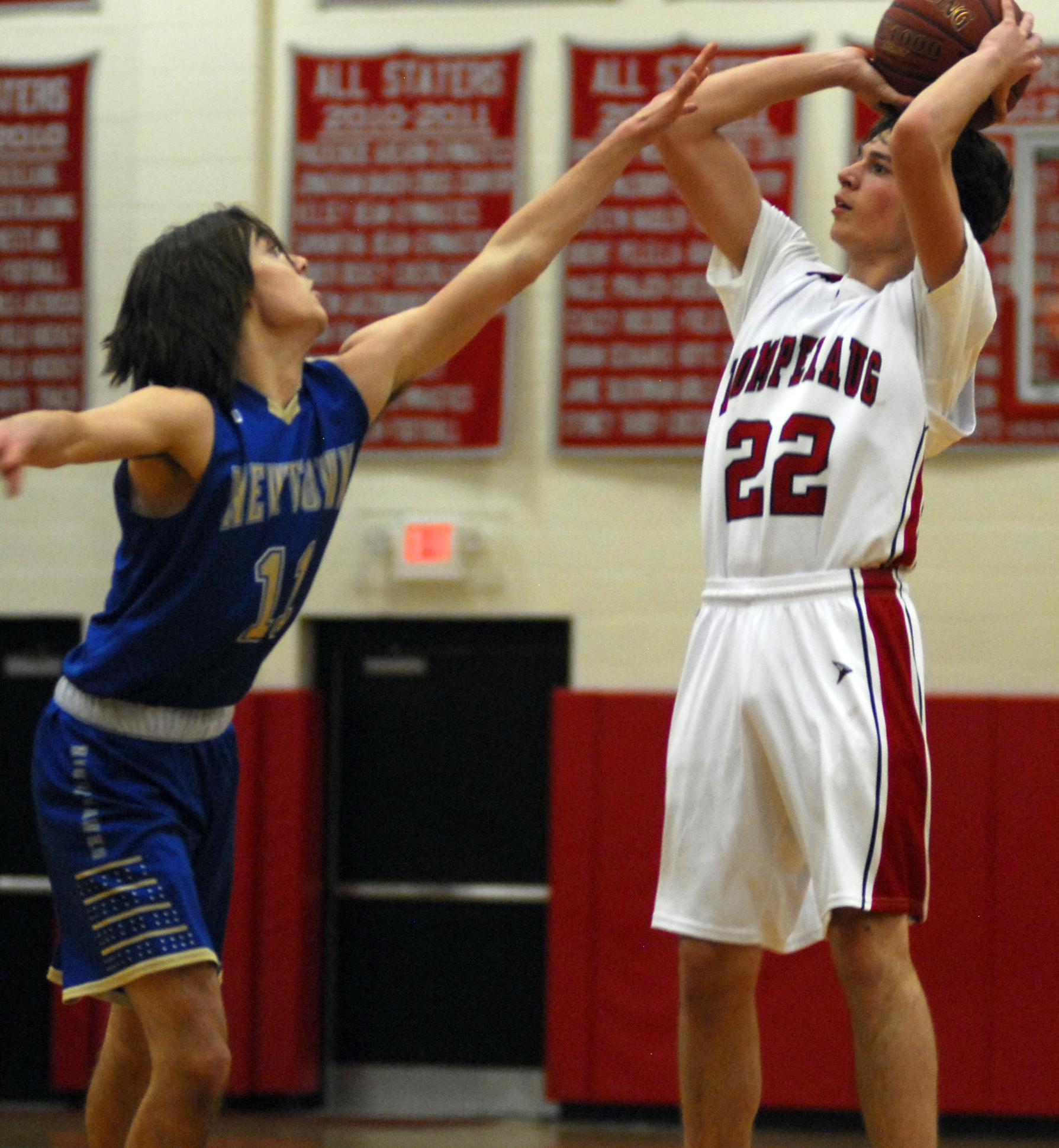 Boys basketball: Newtown tops Pomperaug, reaches Division II quarters