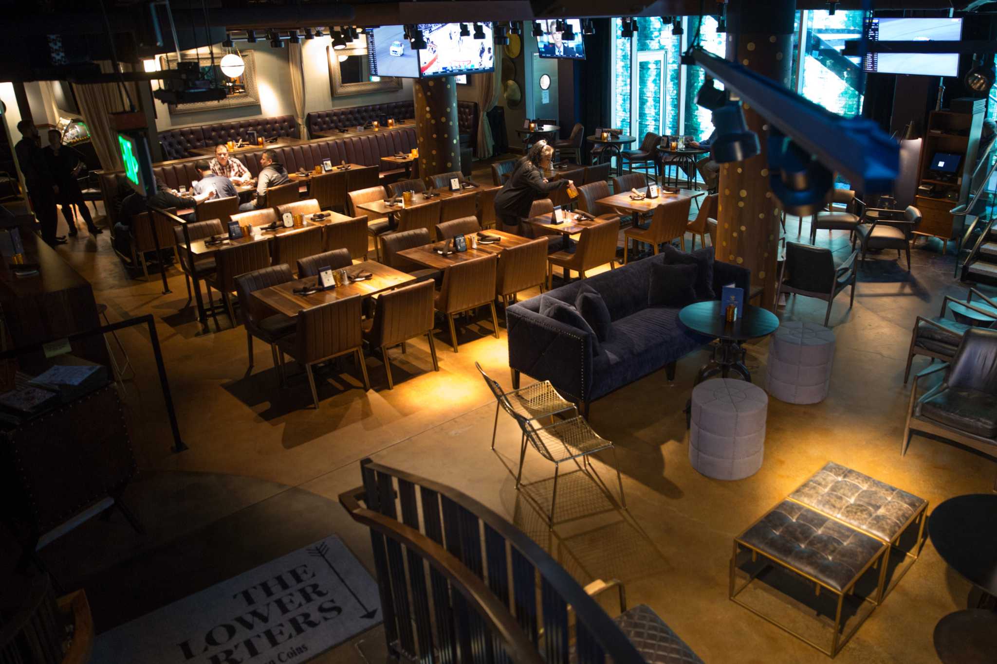 Longtime favorite restaurant 13 Coins reopens in Pioneer Square