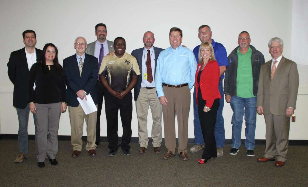 South Liberty County schools partner with Lee College to get students ...