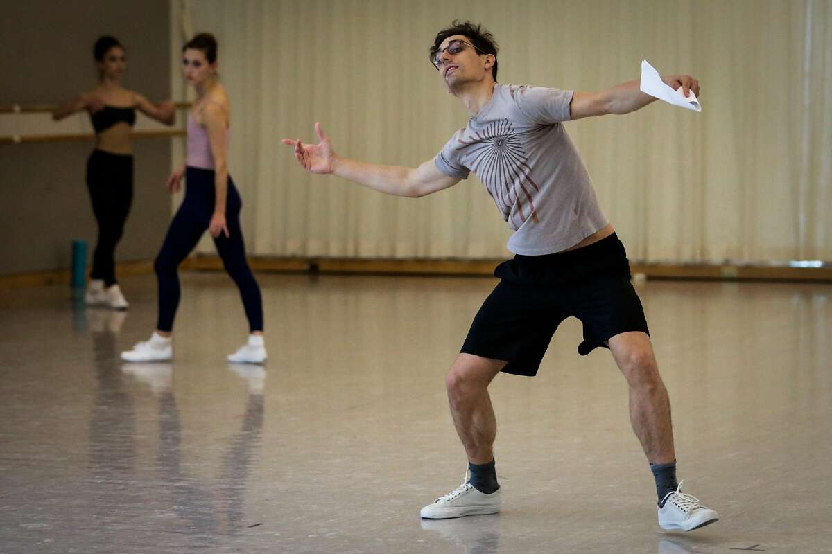 Choreographer Justin Peck: He likes to watch the Warriors