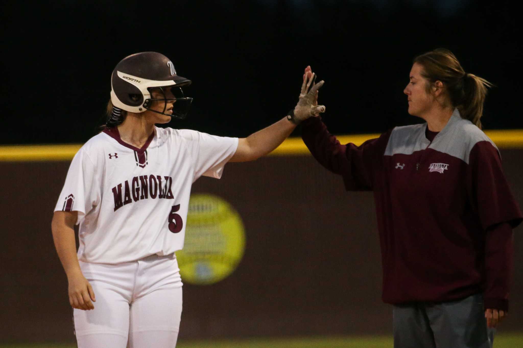 SOFTBALL: Lady Bulldogs end drought against rival Magnolia West