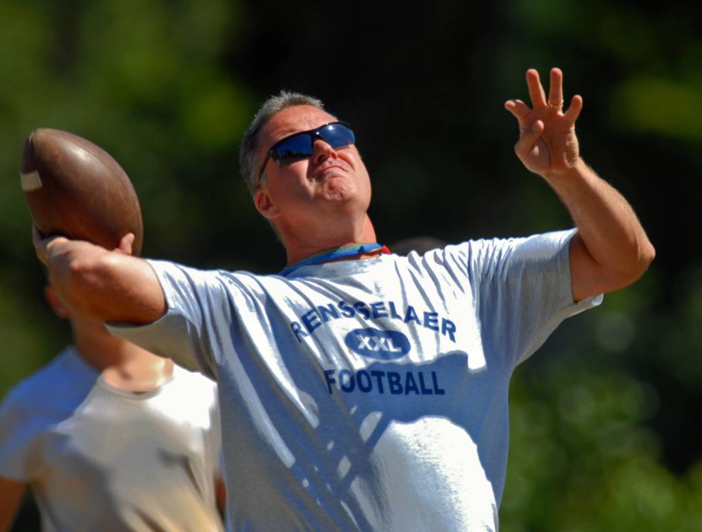 Rams banking on veterans