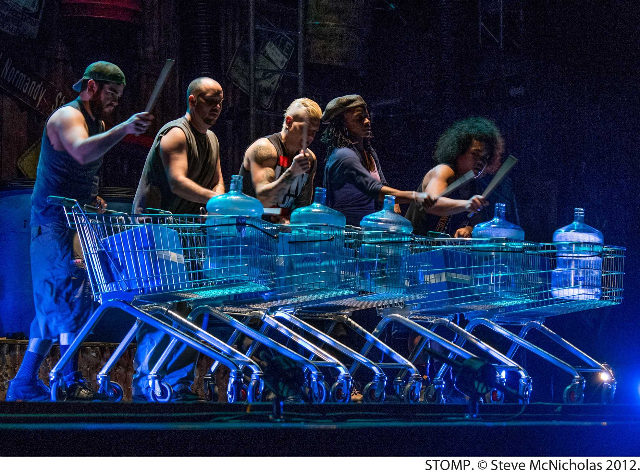 STOMP brings its percussive magic to Palace