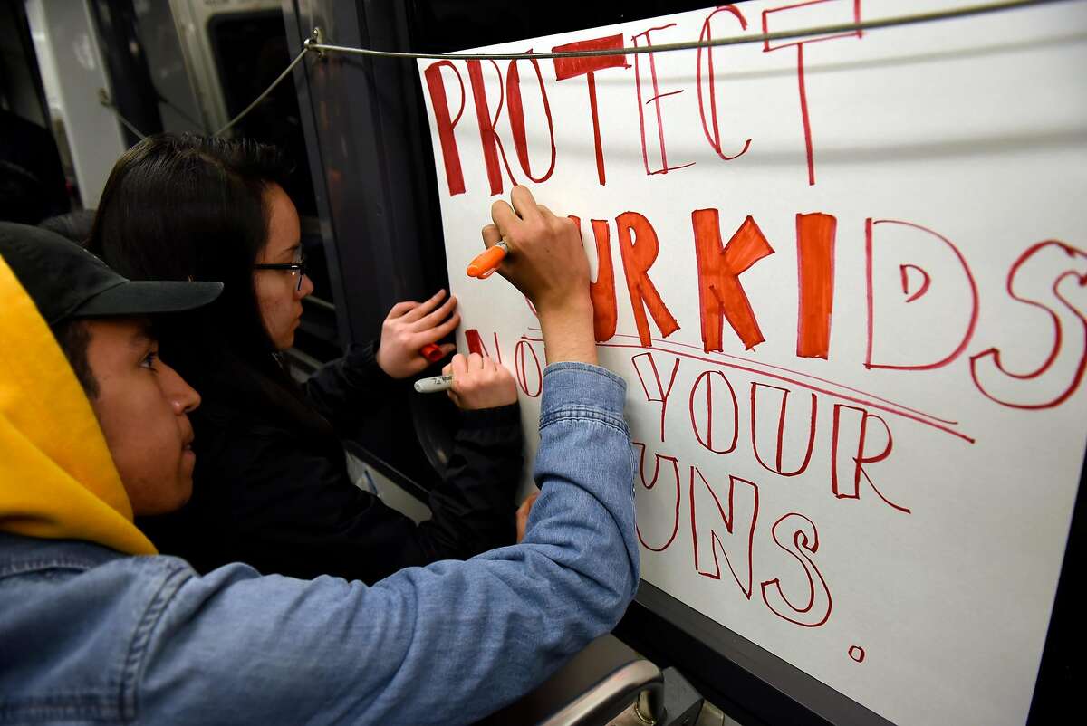 Thousands of students protest gun violence in nationwide walkout