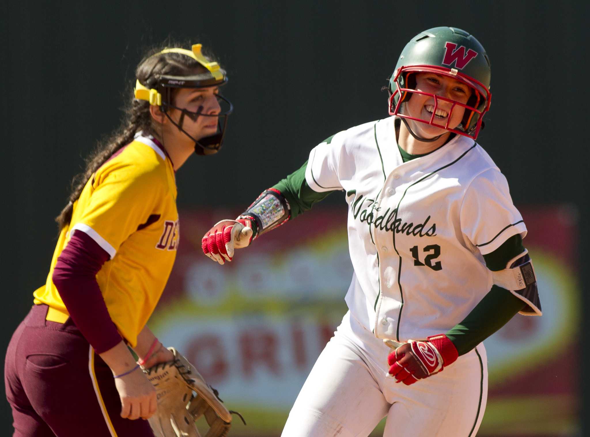 SOFTBALL: Huge hit by Winters lifts Lady Deer over The Woodlands