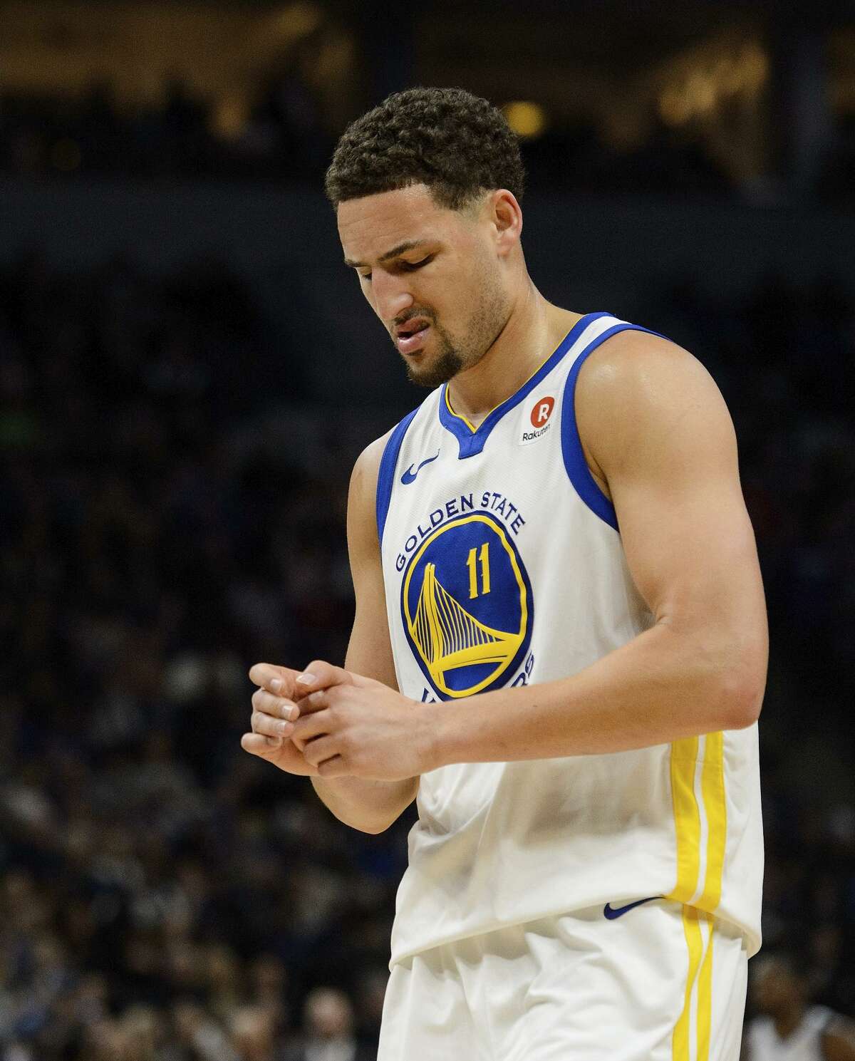 Warriors’ Klay Thompson out at least a week with fractured right thumb