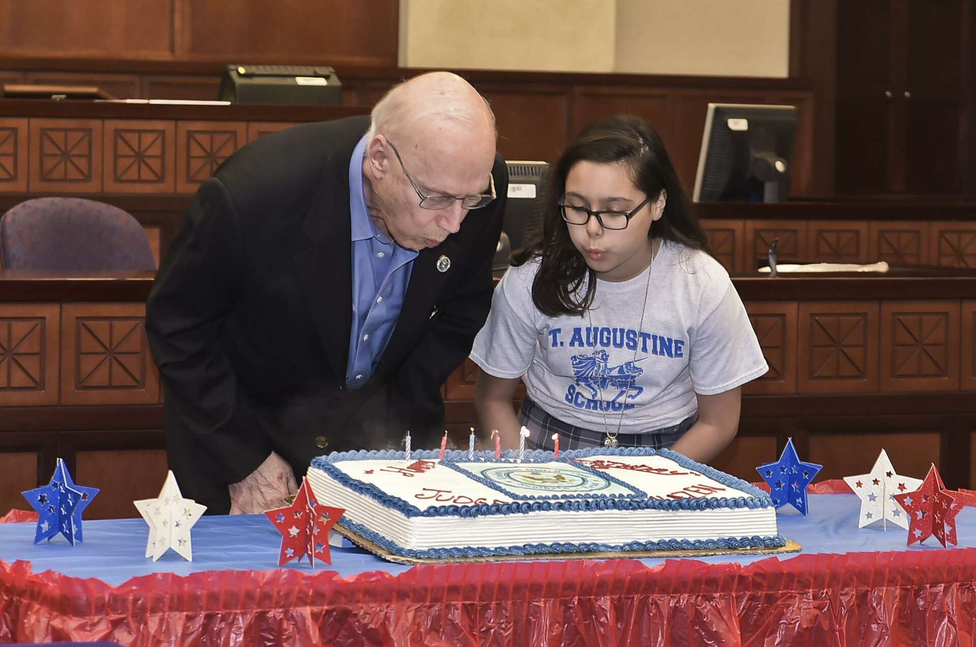 Laredo federal judge retires after nearly 40 years on the bench