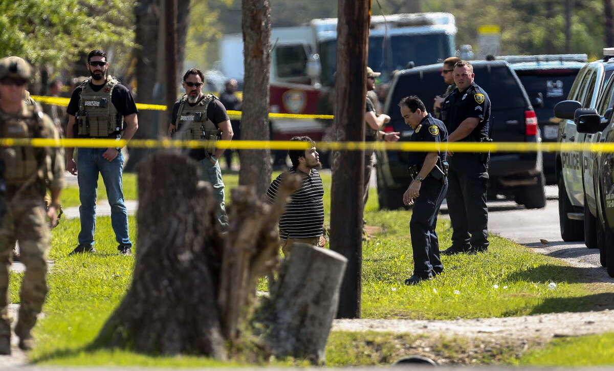 HPD: 1 dead after firing on police before SWAT scene in north Houston