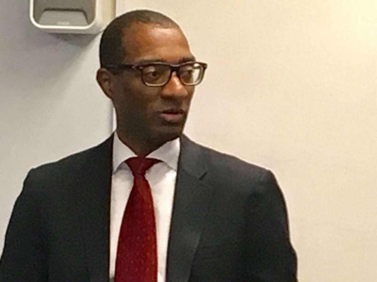 Bridgeport school board kindles relationship casino hopeful