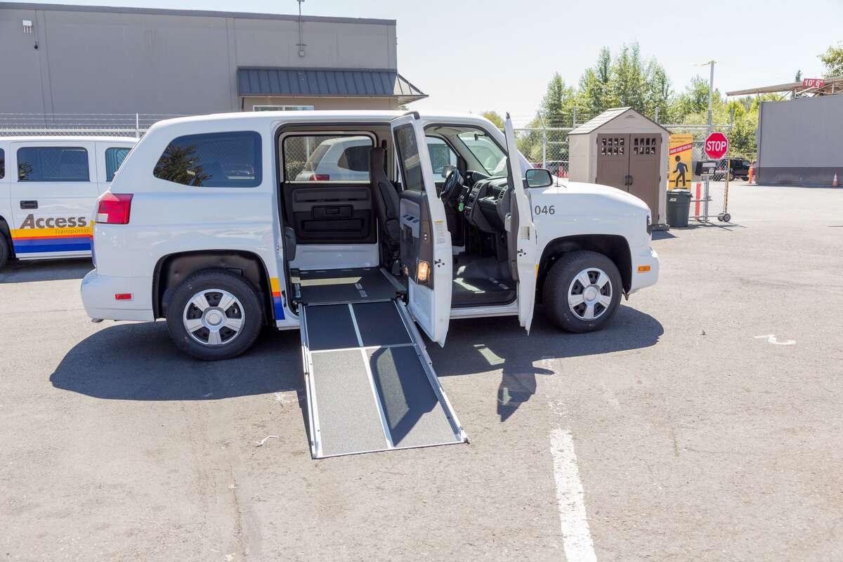New Metro Access vans no good for mid-sized wheelchairs