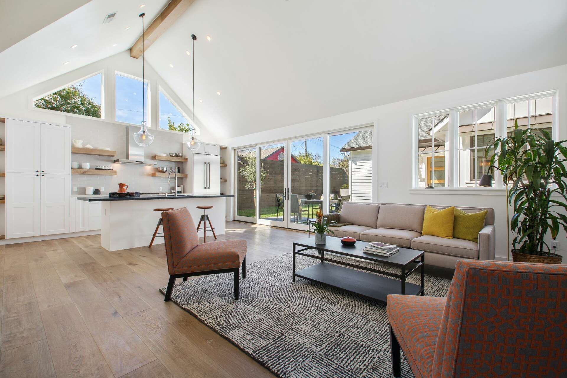 Before and after: The dramatic transformation of a shabby Berkeley cottage