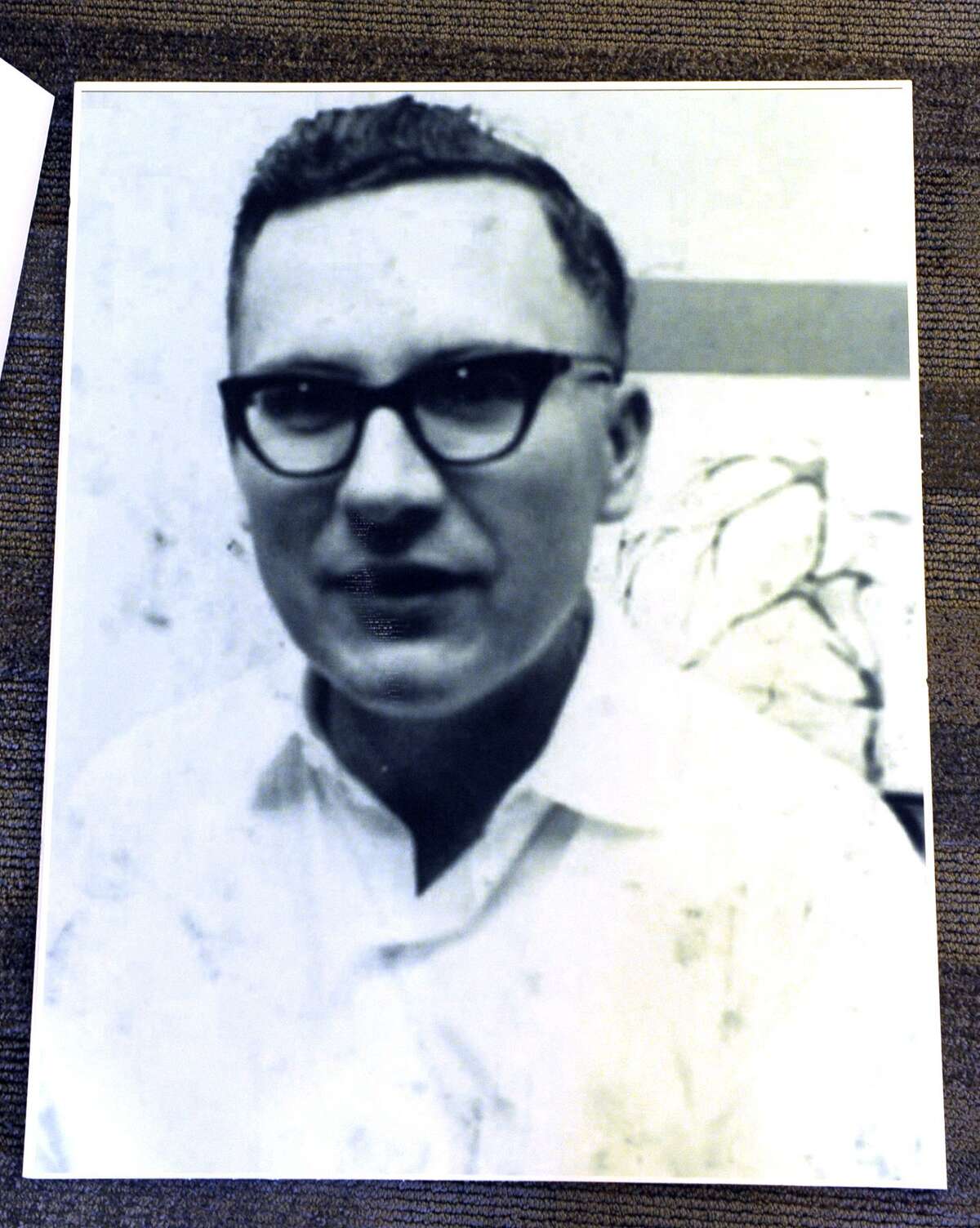 Calling all flying saucers! Bridgeport enthusiasts mark 1950s UFO event.