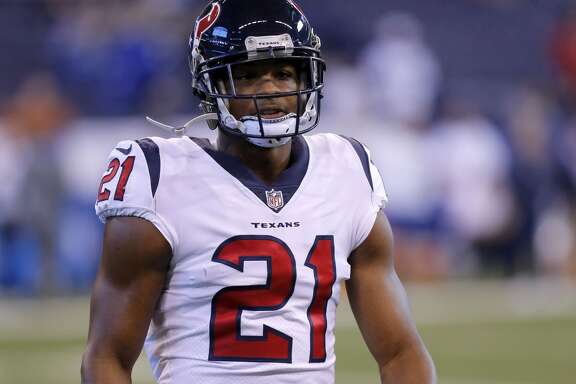 At 40, Tom Brady going strong for sixth Super Bowl title with Patriots ...