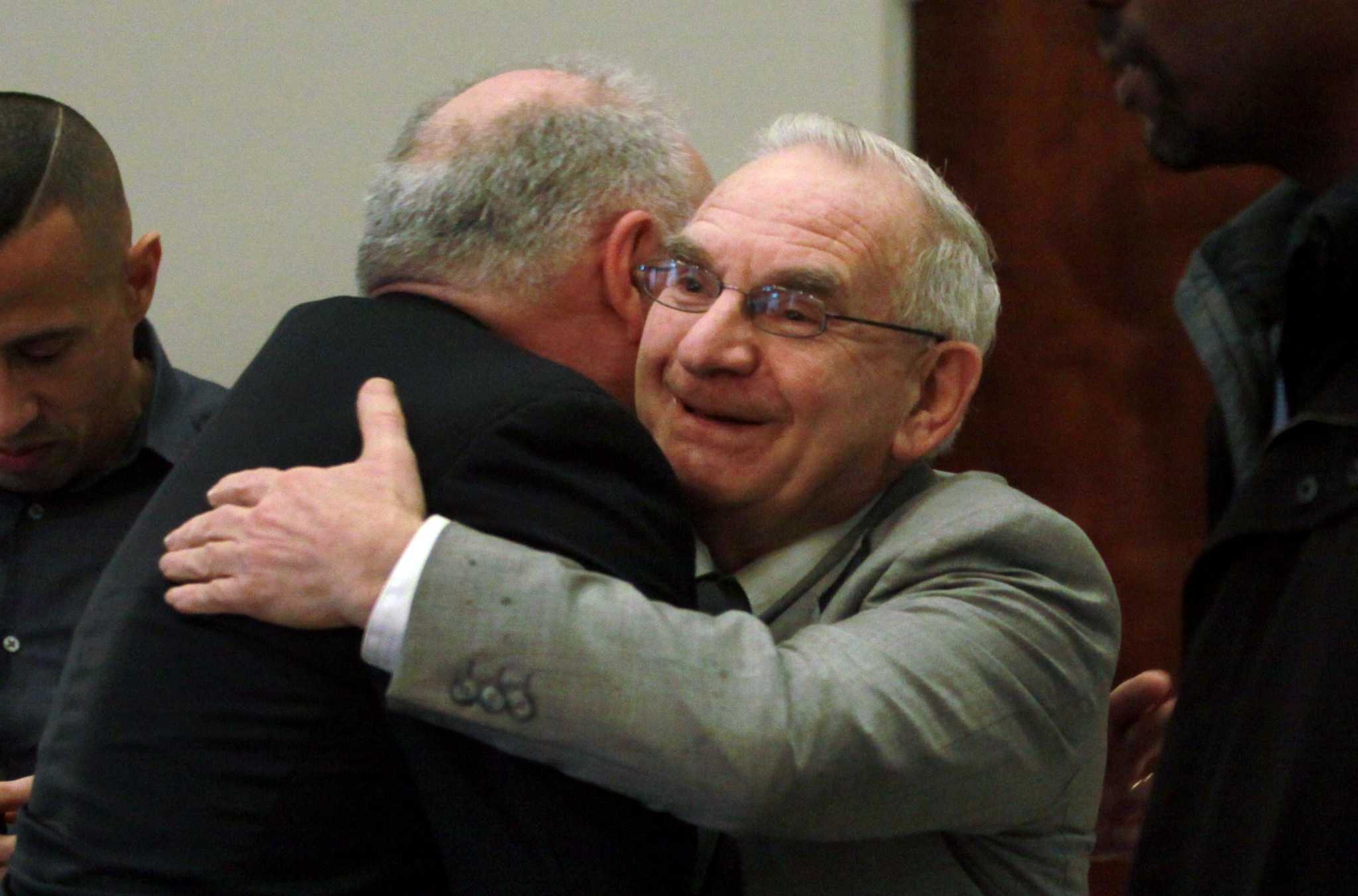 Testa easily re-elected Bridgeport’s Dem chief