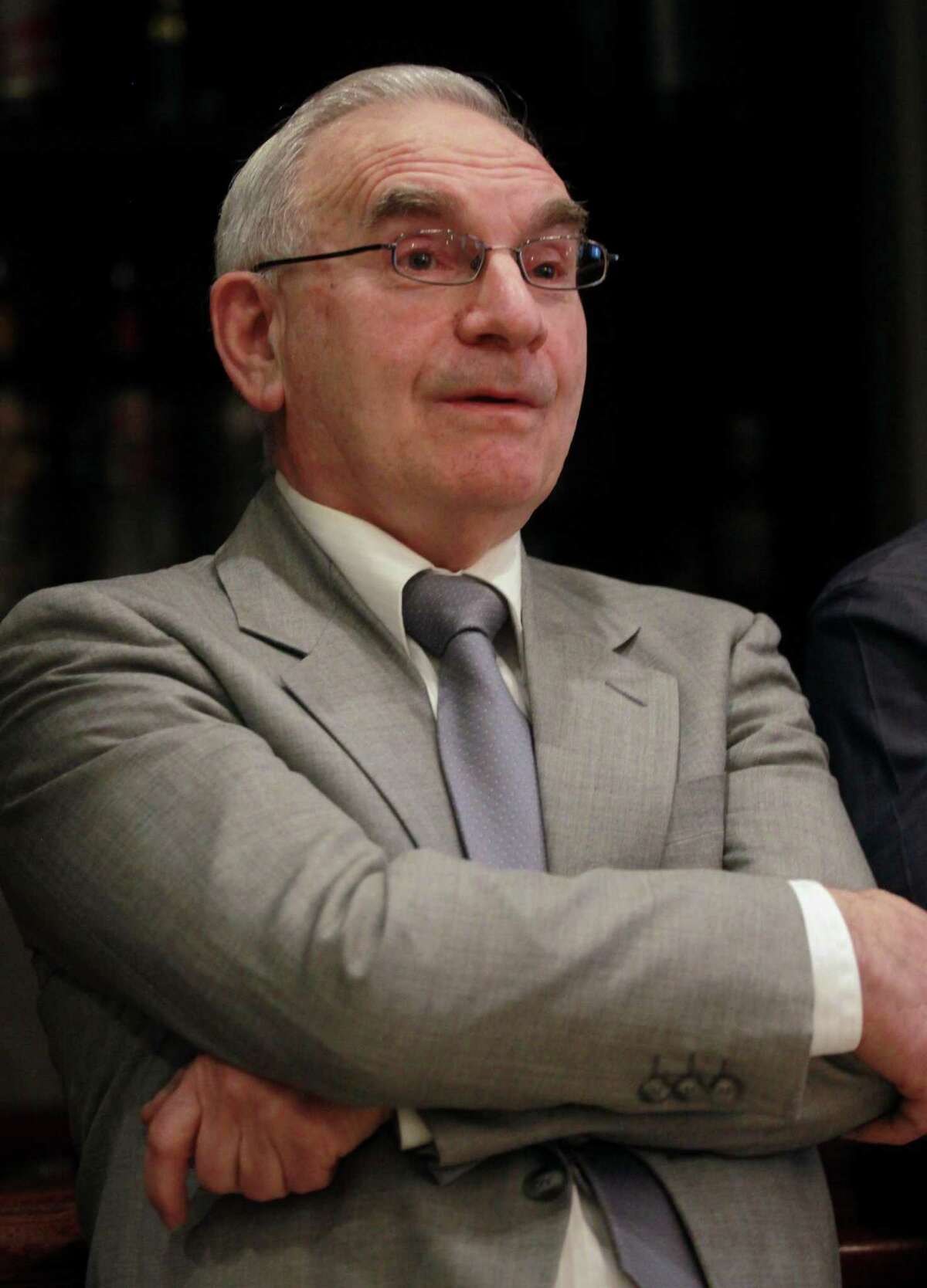 Testa easily re-elected Bridgeport’s Dem chief