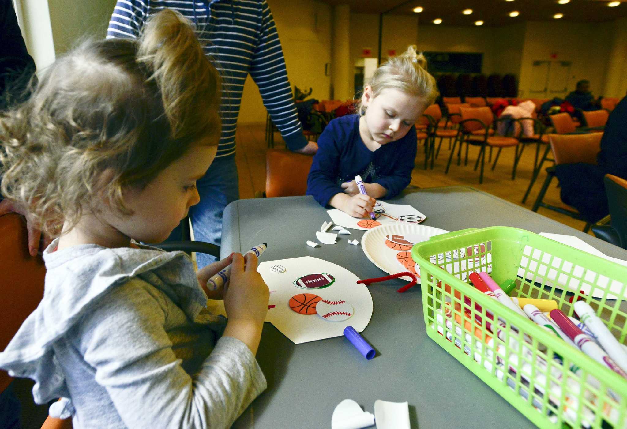 Community Buzz: Photographer earns second place, New staffers take ...