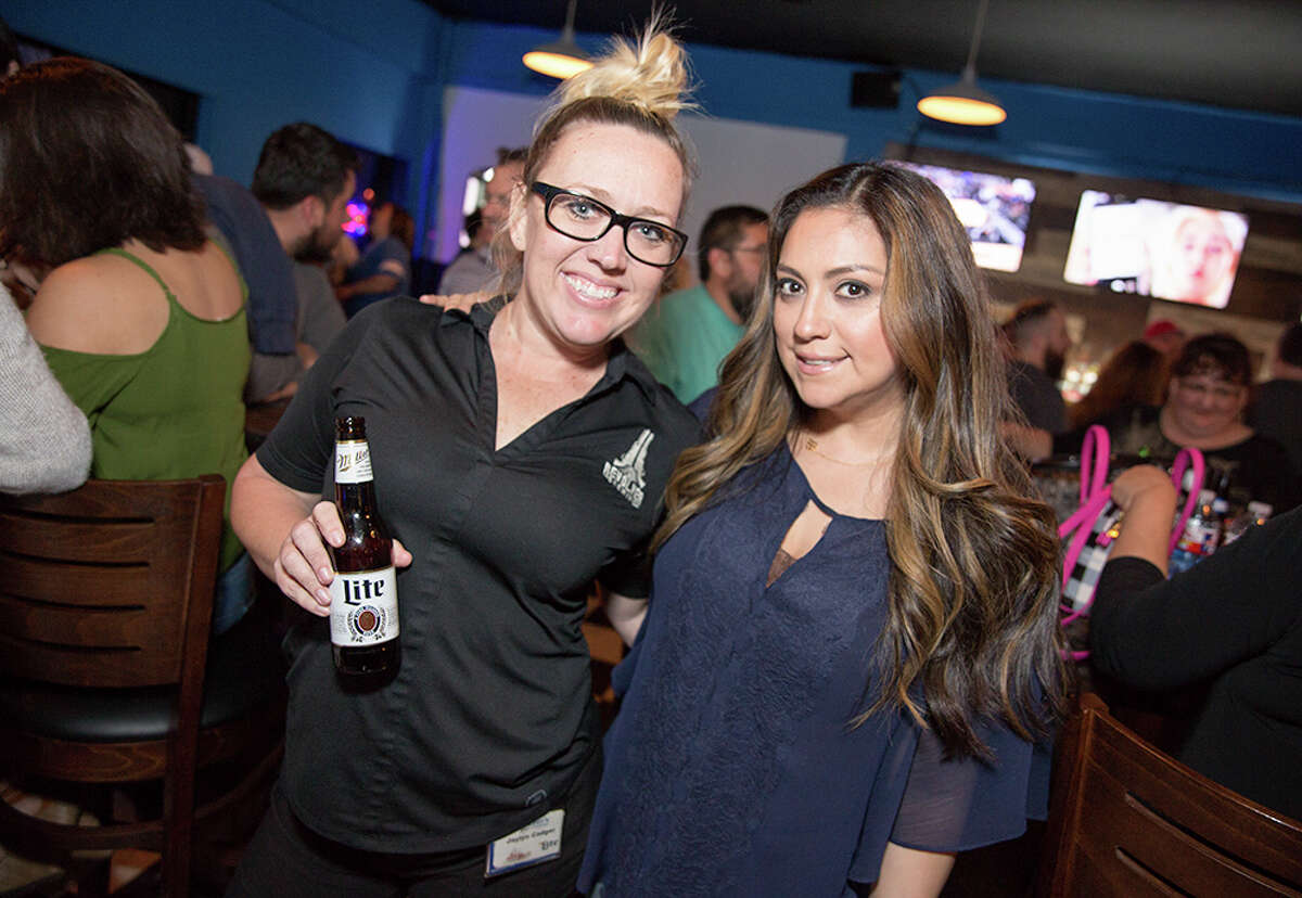 St. Mary's Strip revelers indulge in basketball, booze at new Slackers