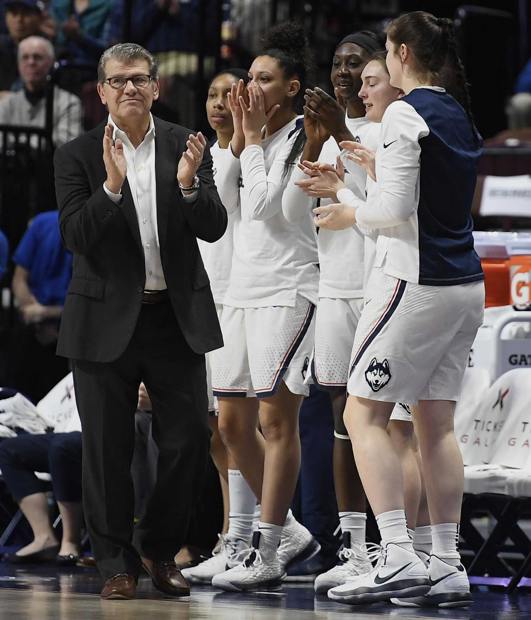 UConn women set scoring record in rout of St. Francis (Pa.)
