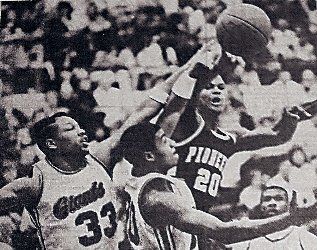 Delta men's basketball moves into NJCAA semifinals