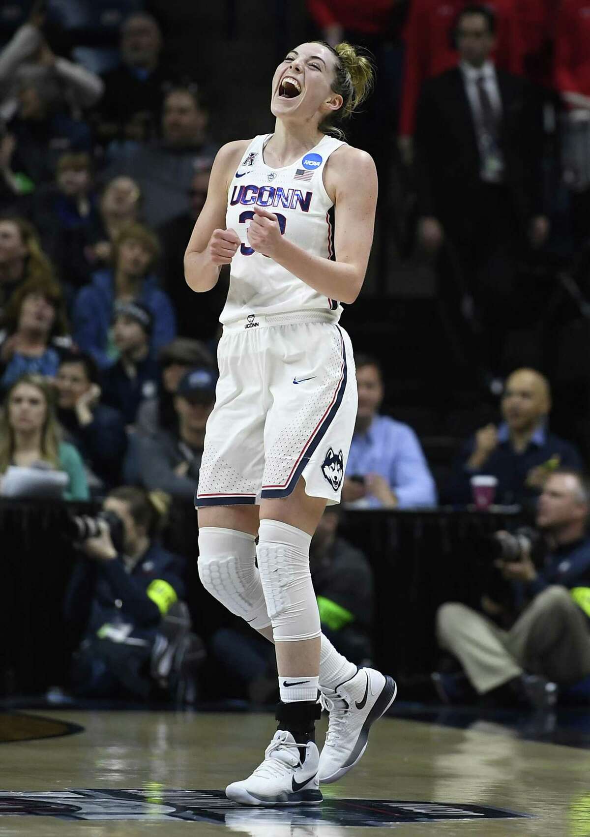 UConn women set scoring record in rout of St. Francis (Pa.)