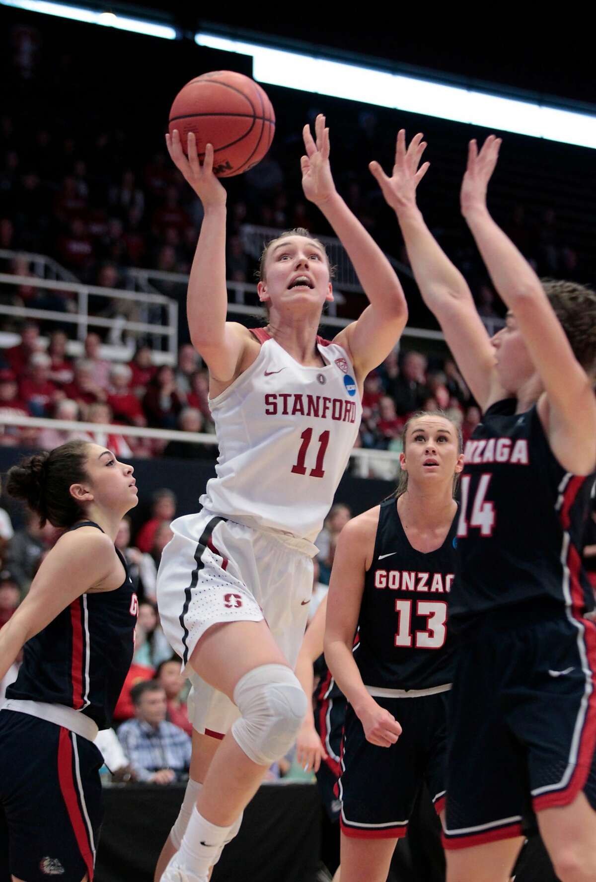 Alanna Smith’s scoring gives Stanford a shot in the arm