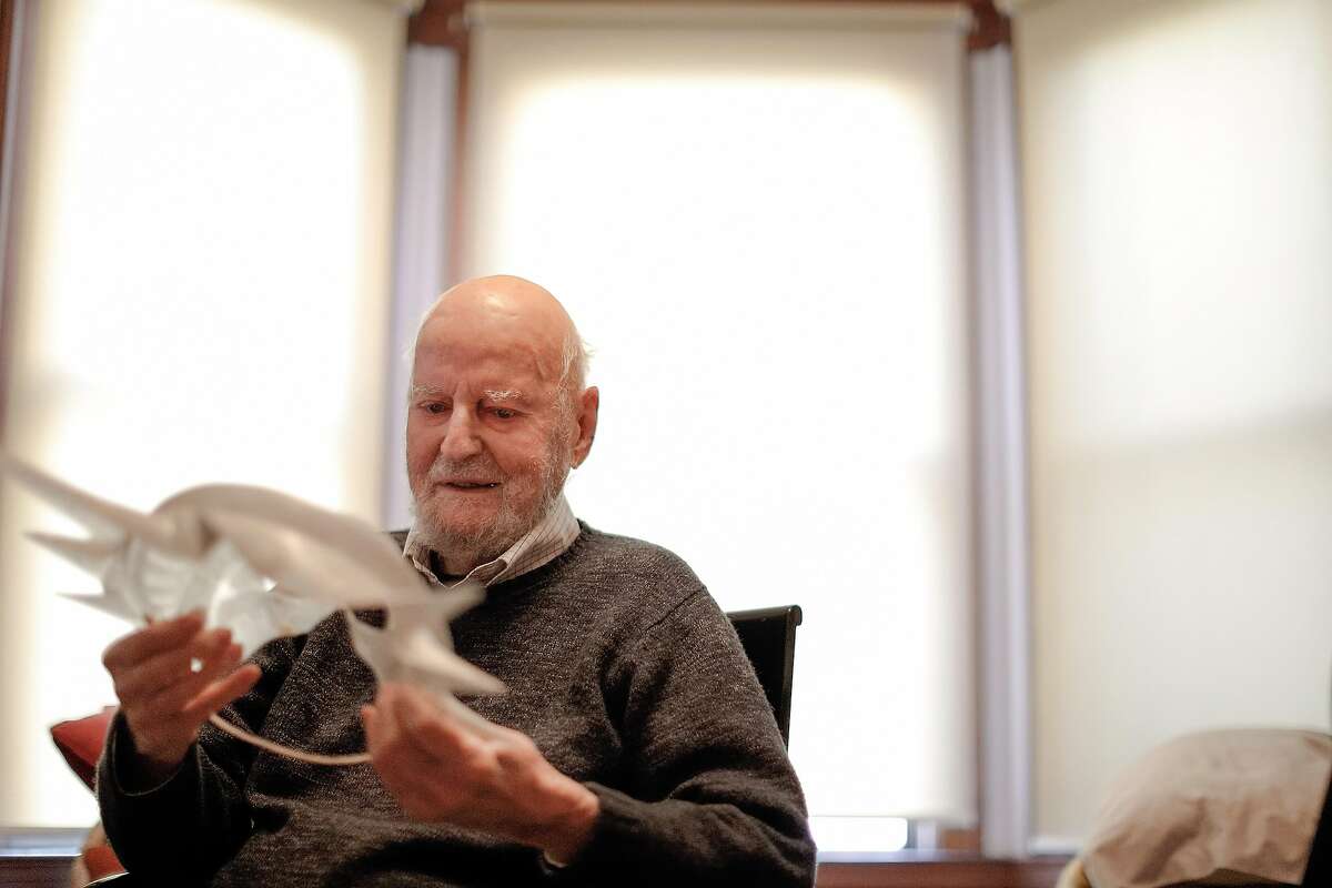 Ferlinghetti speaks out at 99, his voice as vital as ever