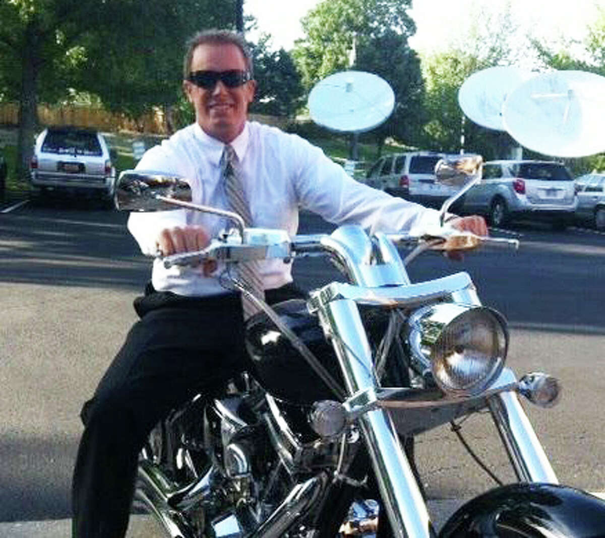 WOAI-TV hires Albert Flores’ successor: meteorologist Chris Suchan