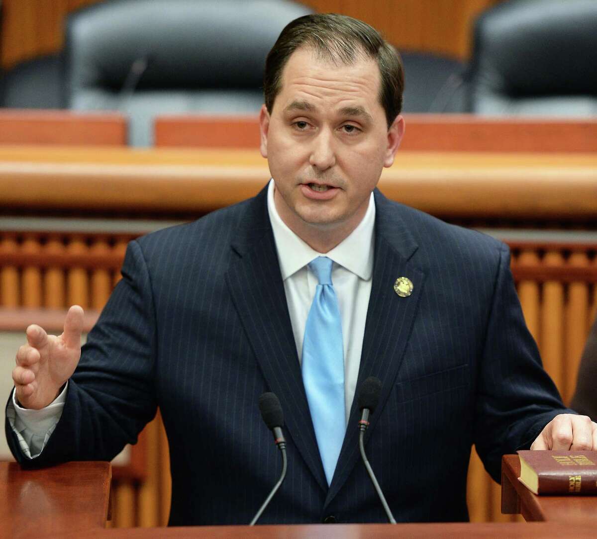 FBI files detail former NY senator's corruption case