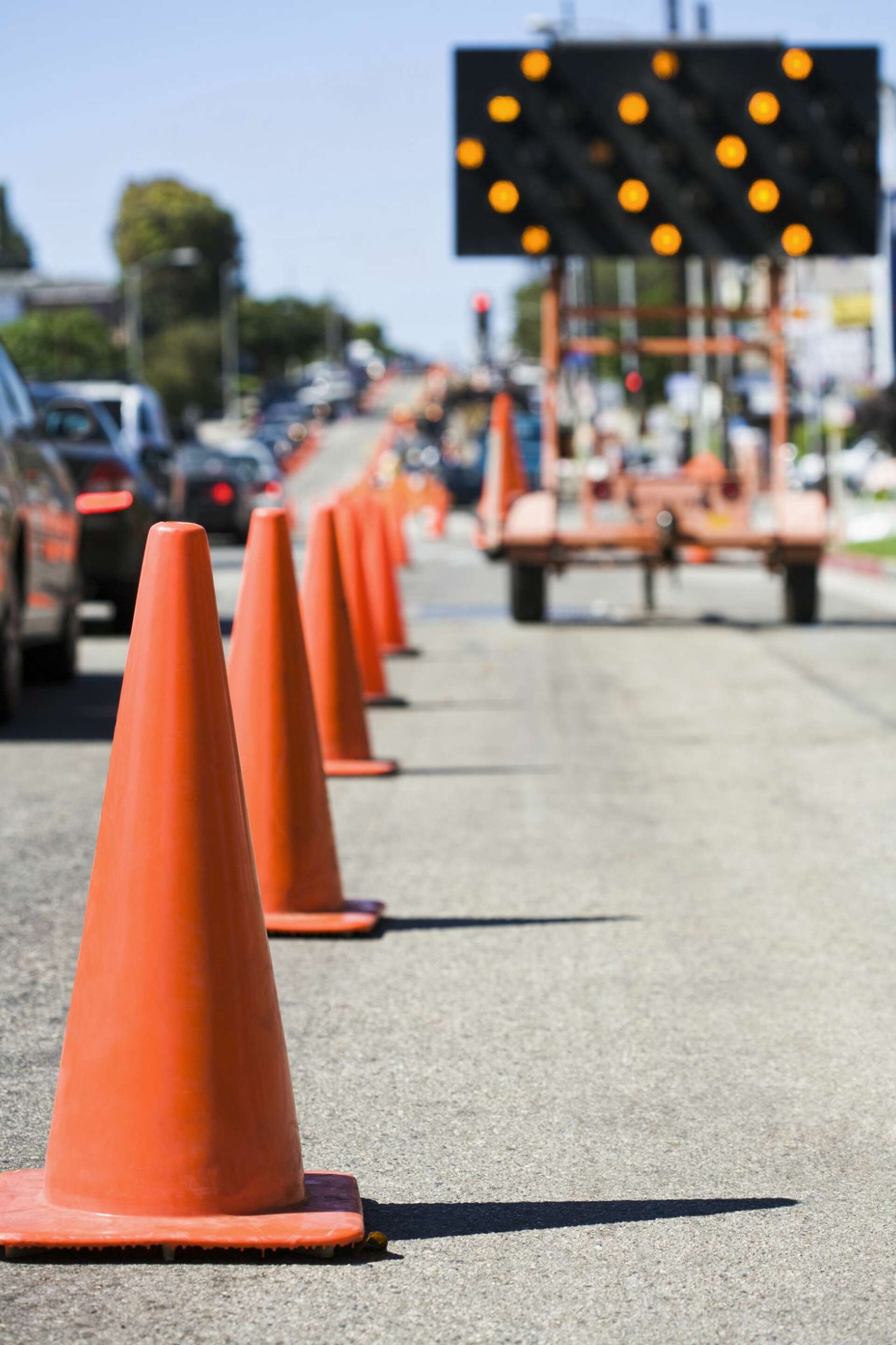 Do you have to signal when making a lane change or turning in Texas? W