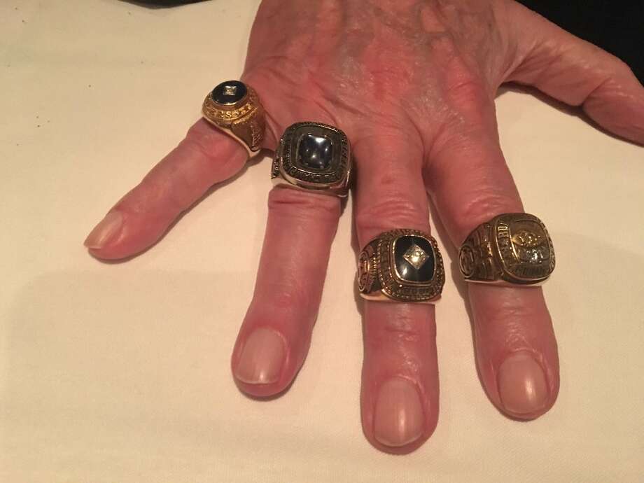 Former QBs Warren Moon, Dan Pastorini highlight Oilers reunion ...