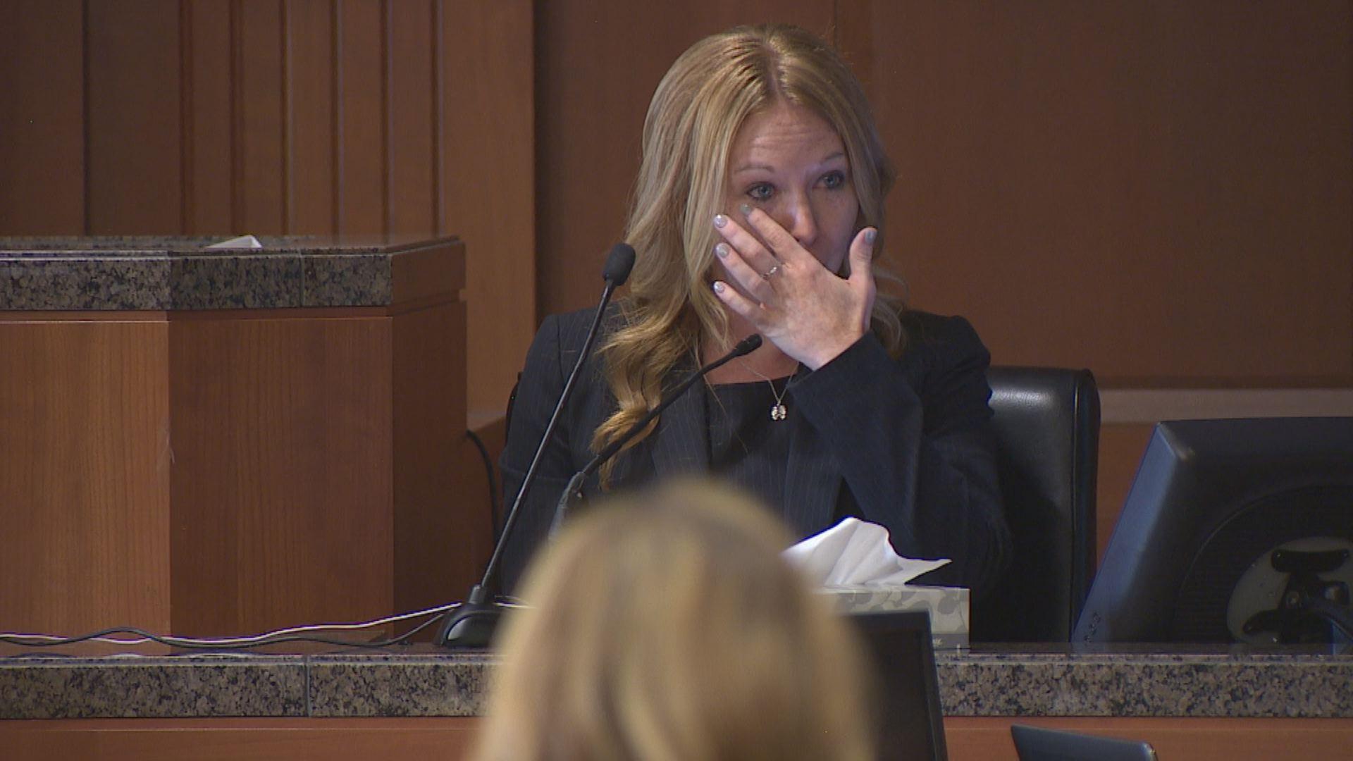 Alleged murder-for-hire target tearfully testifies against ex-boyfriend ...