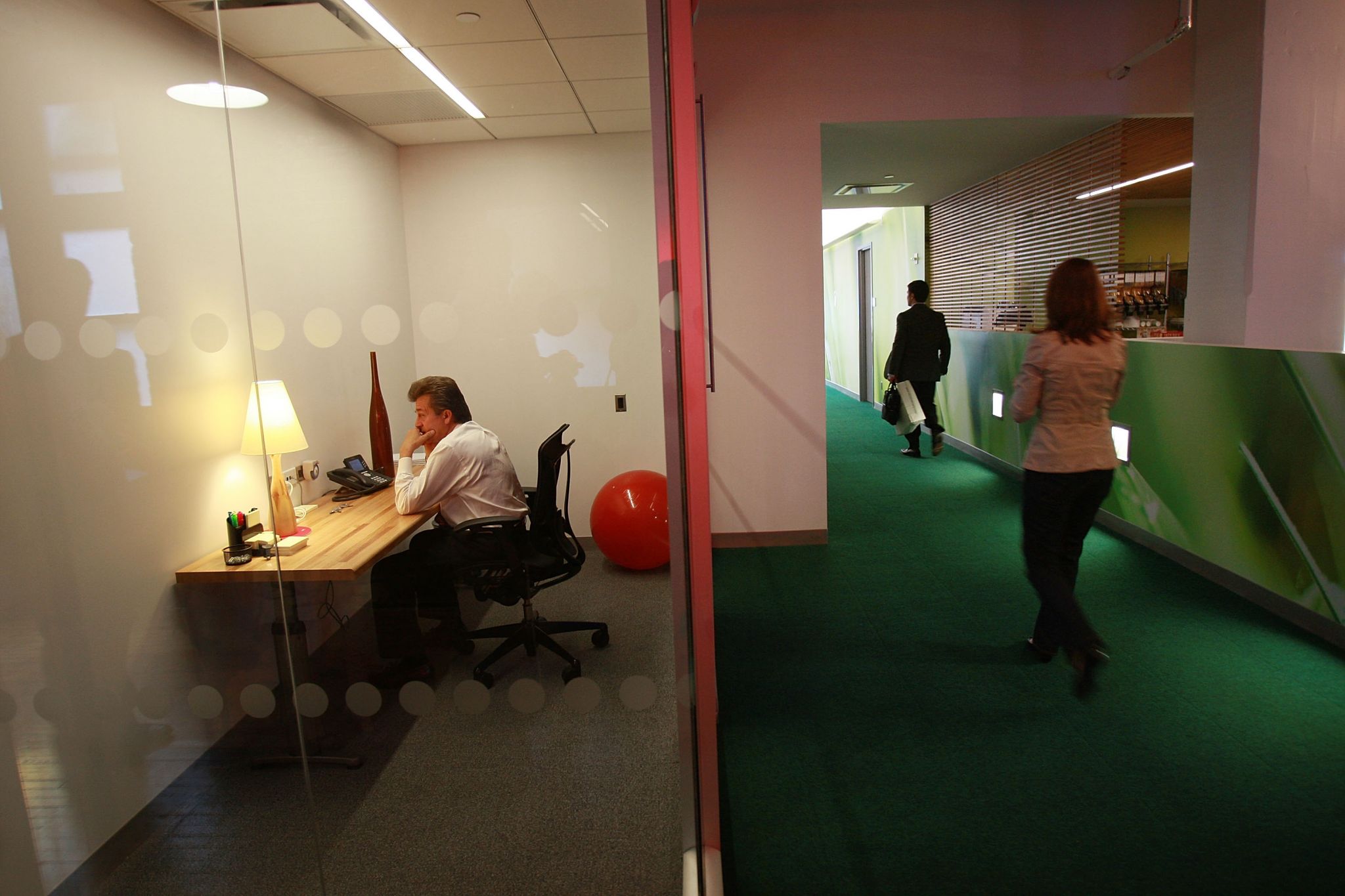 6 Companies With Amazing Office Layouts to Inspire Your Office Redesign