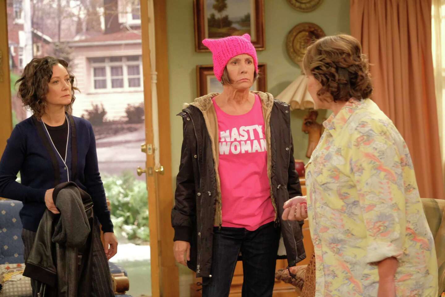 ‘Roseanne’ makes a welcome return to our lives and to the 21st century