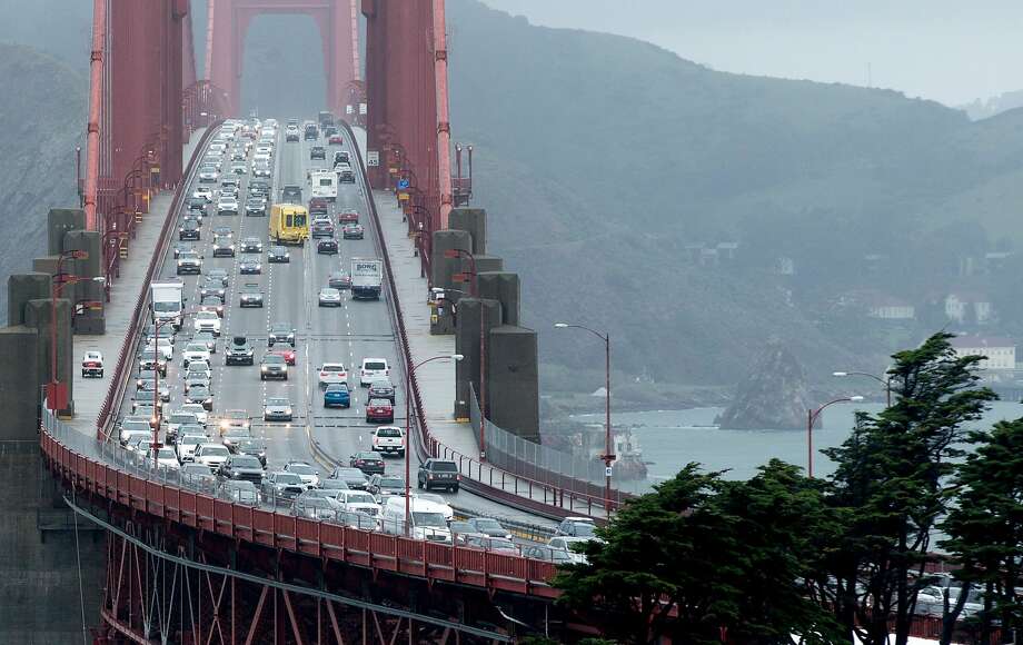 Rollover on Golden Gate Bridge closes two northbound lanes - SFGate