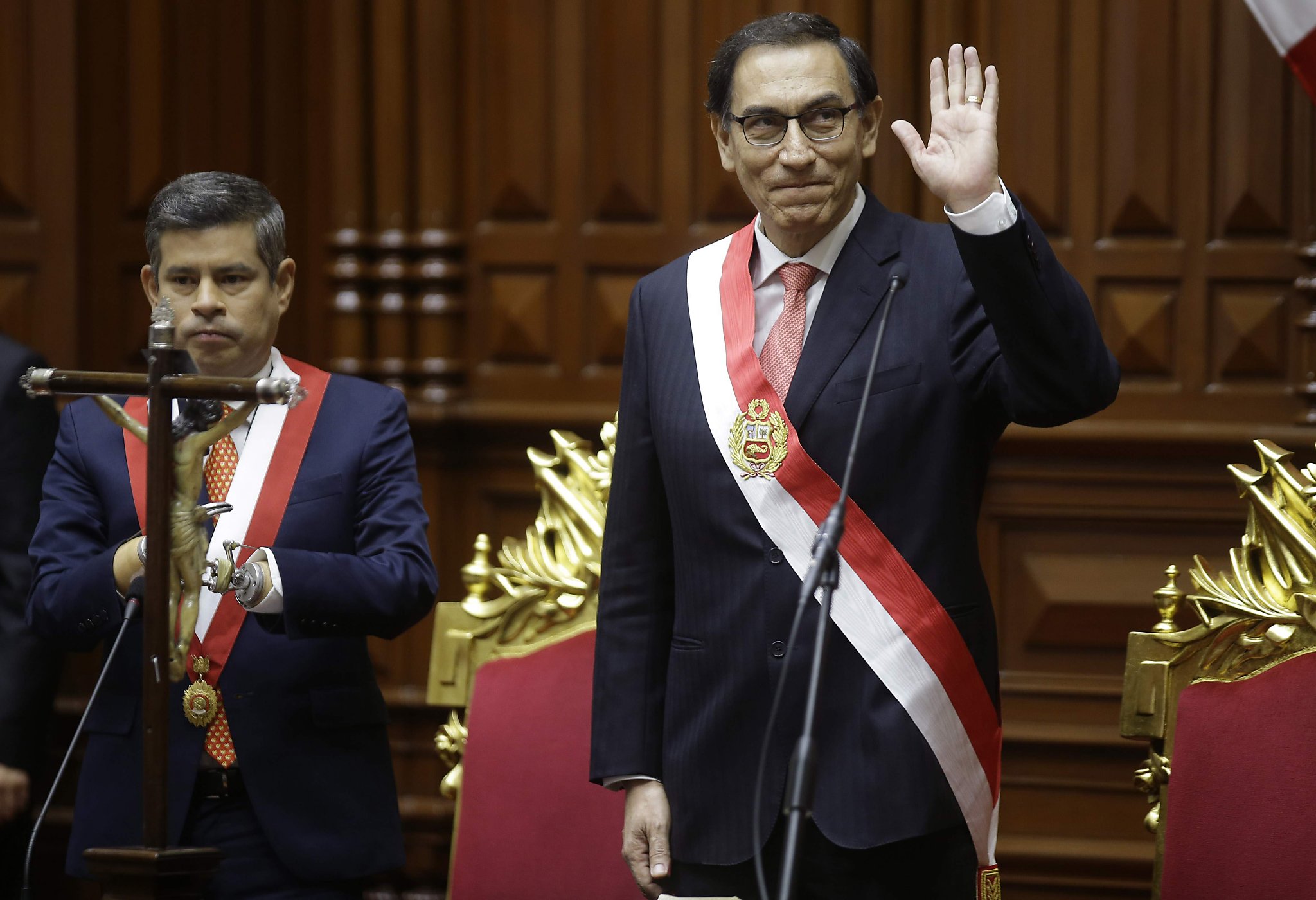 New Peruvian leader sworn in after president resigns