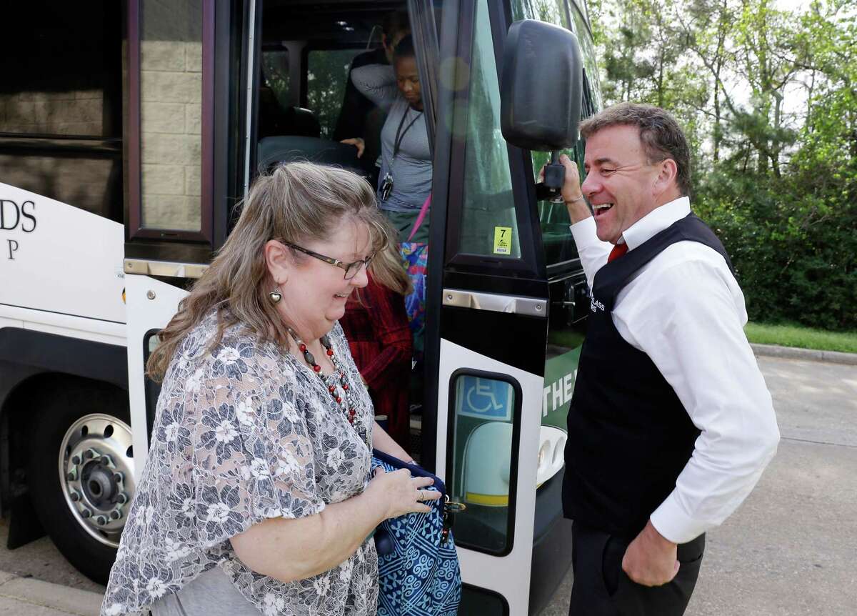 Commuter buses eye new routes as job sites spread out