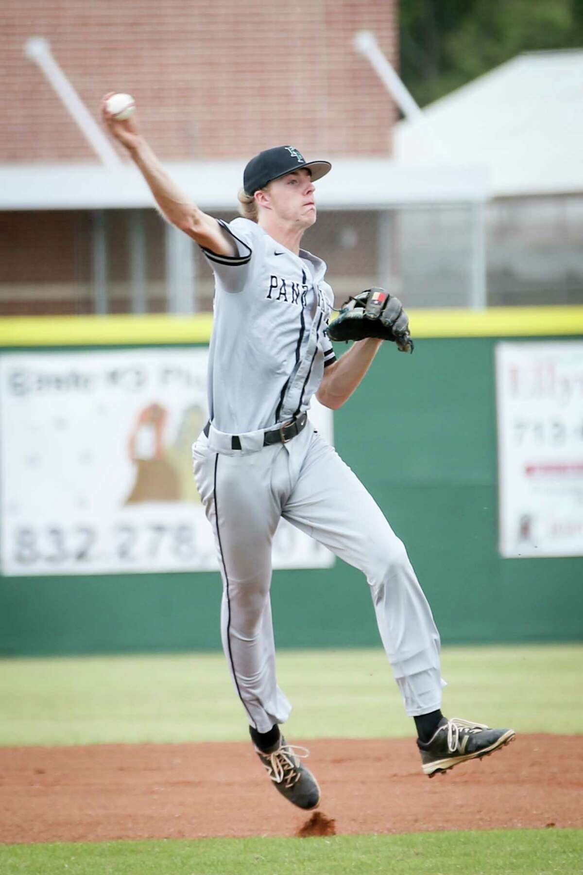 BASEBALL: Kingwood Park rallies in sixth inning to drop Porter