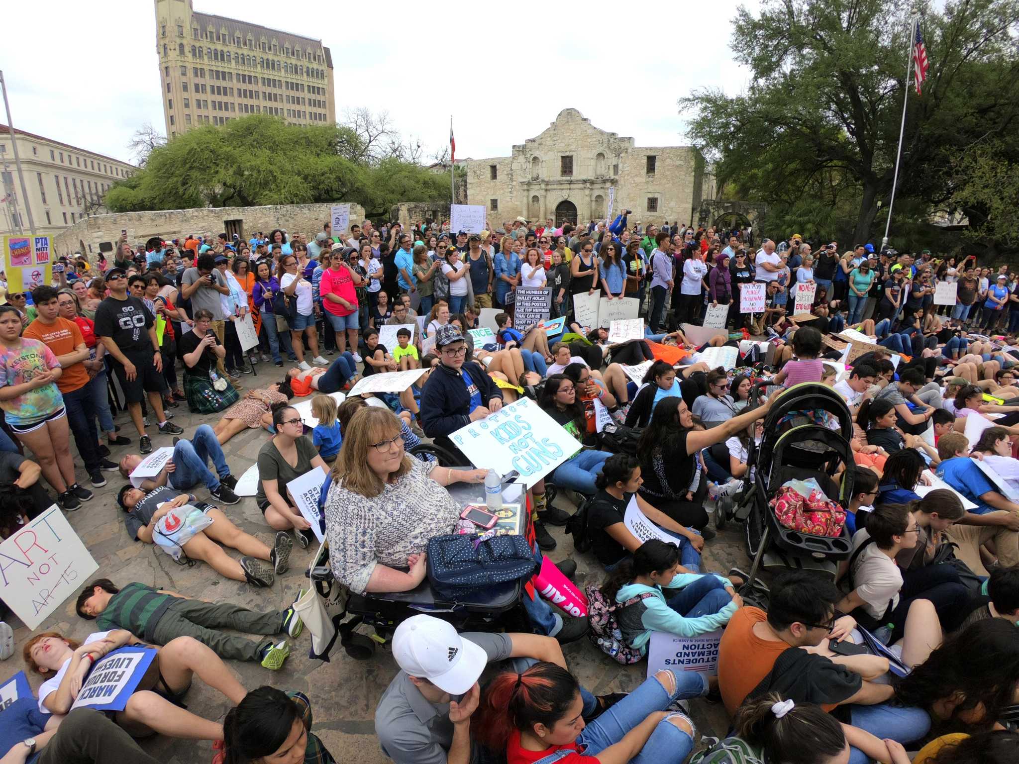 SAPD crowd estimate: 5,500 were at gun reform march