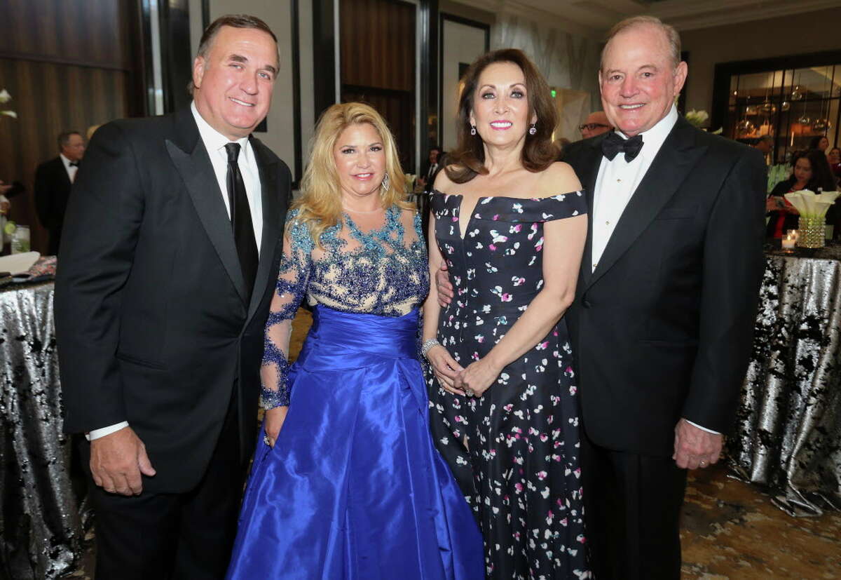 Pitbull performance rocks Houston Children's Charity into record $2.2 ...