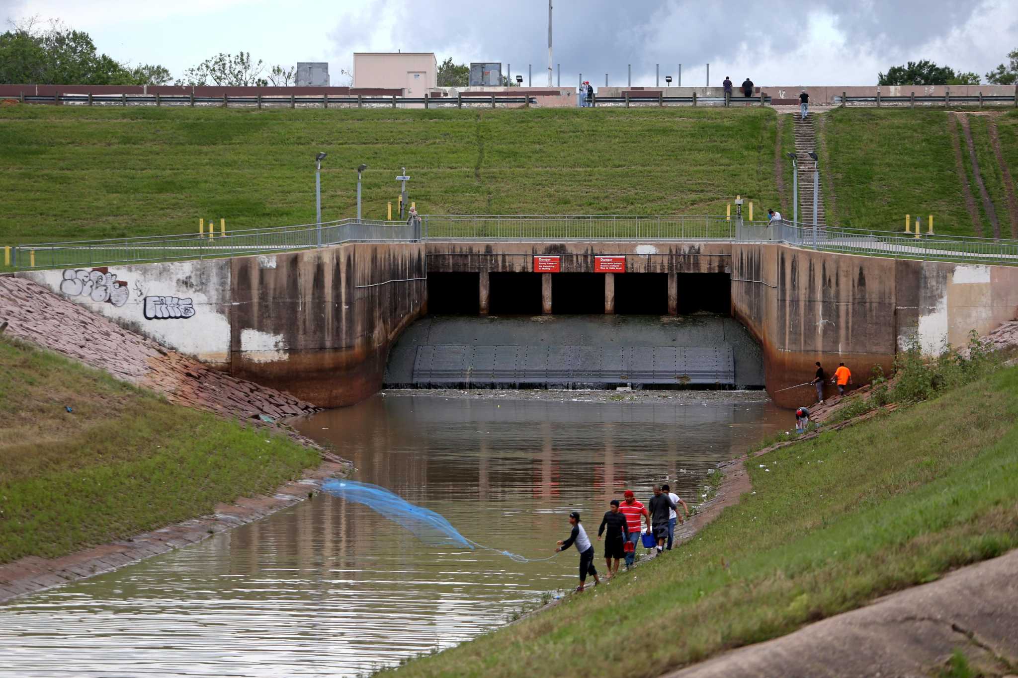 Clean out the Addicks and Barker reservoirs [Editorial]
