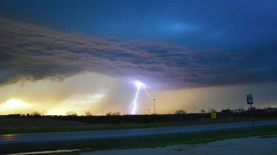 West Texas photos show preview of severe storms headed to San Antonio ...