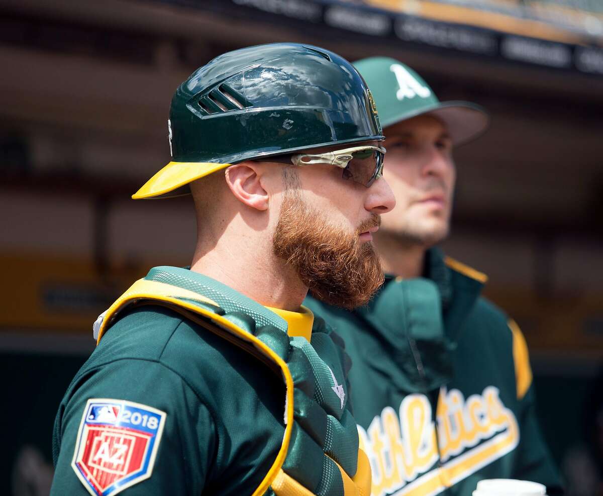 Jonathan Lucroy making it tough to run on A’s