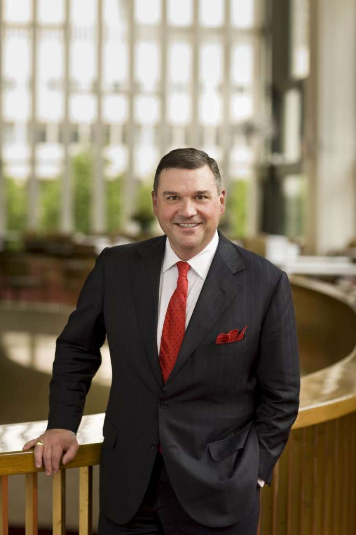 New York City opera group taps local man