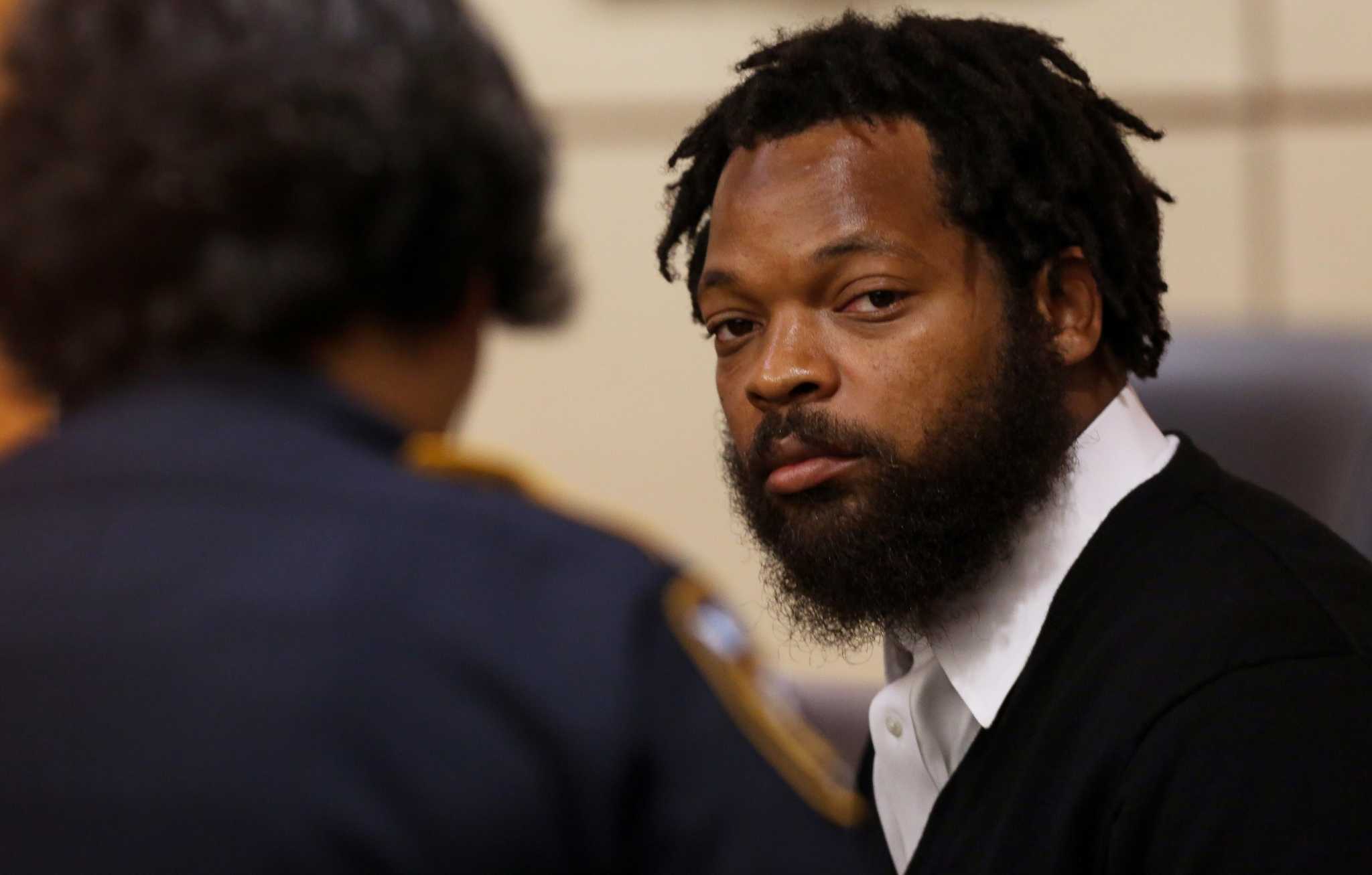 Felony assault charge against NFL's Michael Bennett dismissed